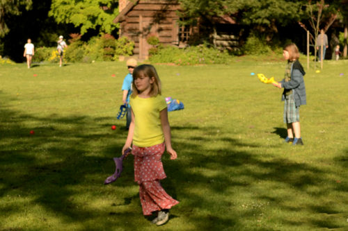 Group Games for Family Gatherings | Playworks